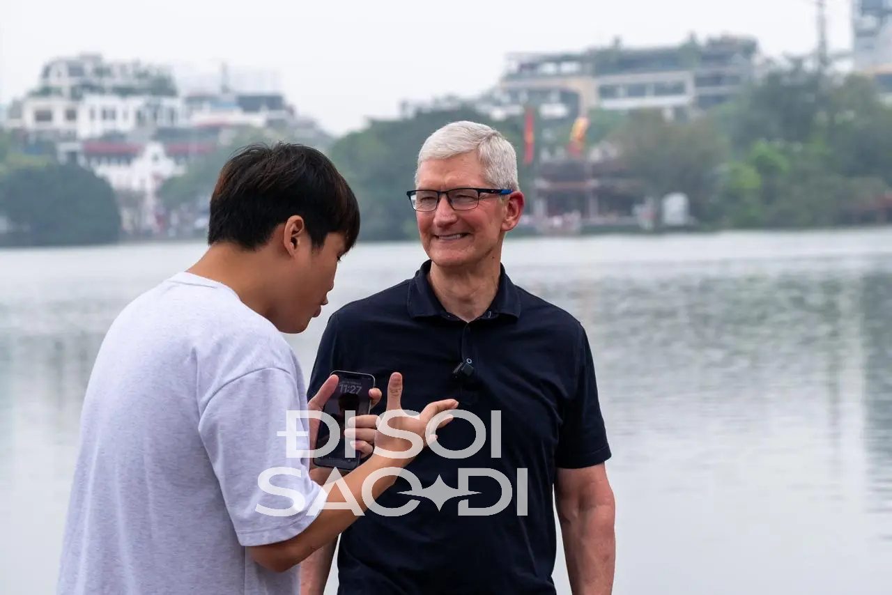 CEO Tim Cook đăng ảnh cùng Duy Thẩm, lập tức khoe tính năng quay video ...