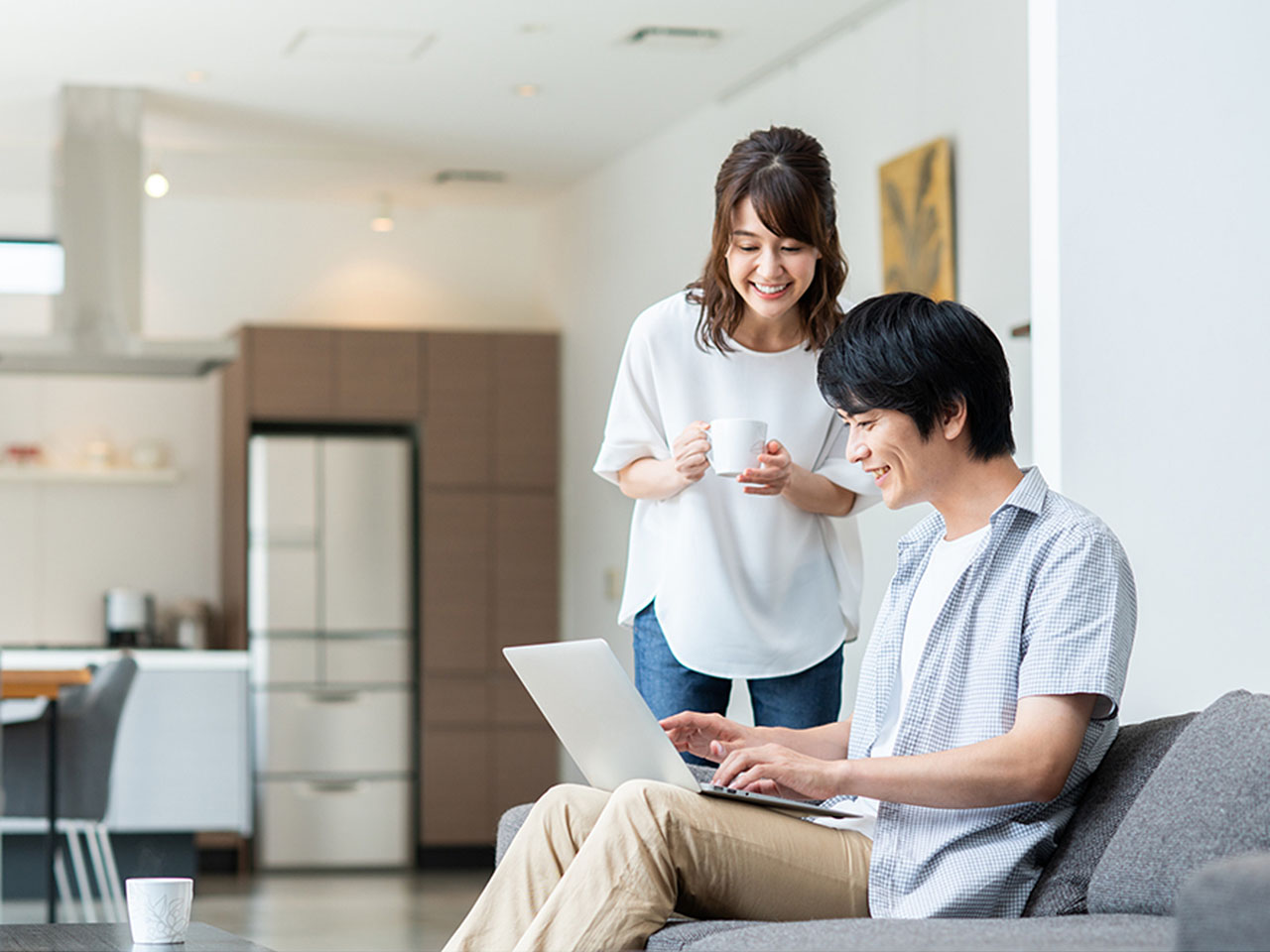 Vợ chồng 8X tiết kiệm hơn 10 tỷ để nghỉ hưu sớm làm dấy lên cuộc tranh cãi: Có bao nhiêu tiền ...