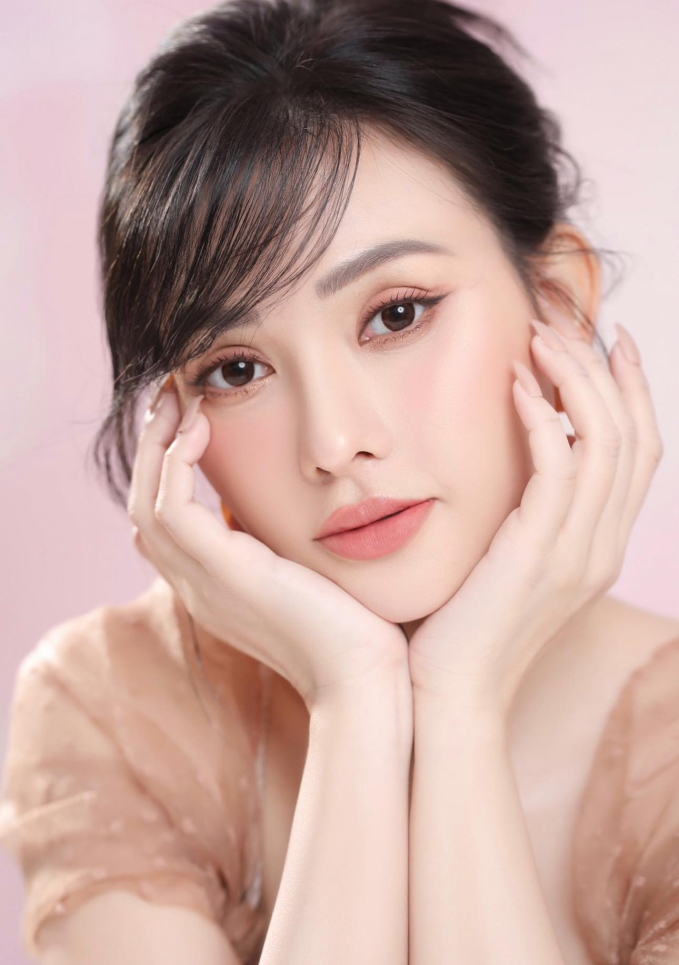 Nhan sắc nhóm nữ 