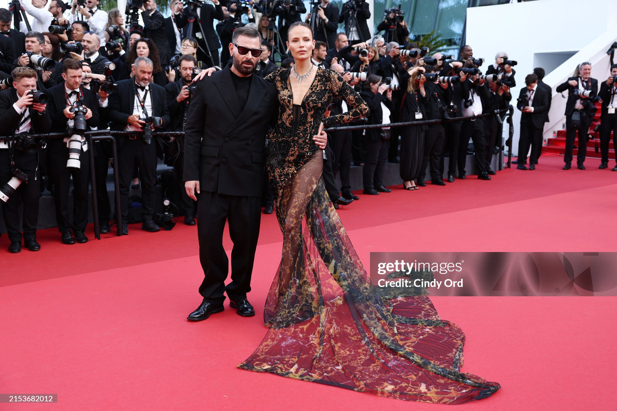 Thảm đỏ Cannes ngày 6: Yoona - Han So Hee đại chiến visual, Lay (EXO ...