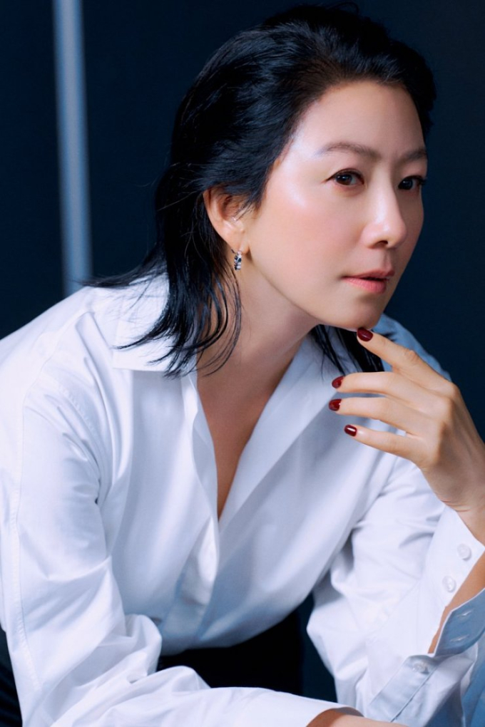 Kim Hee Ae diễn đỉnh tới độ hơn 30 năm chưa từng thất bại, U60 vẫn trẻ ...