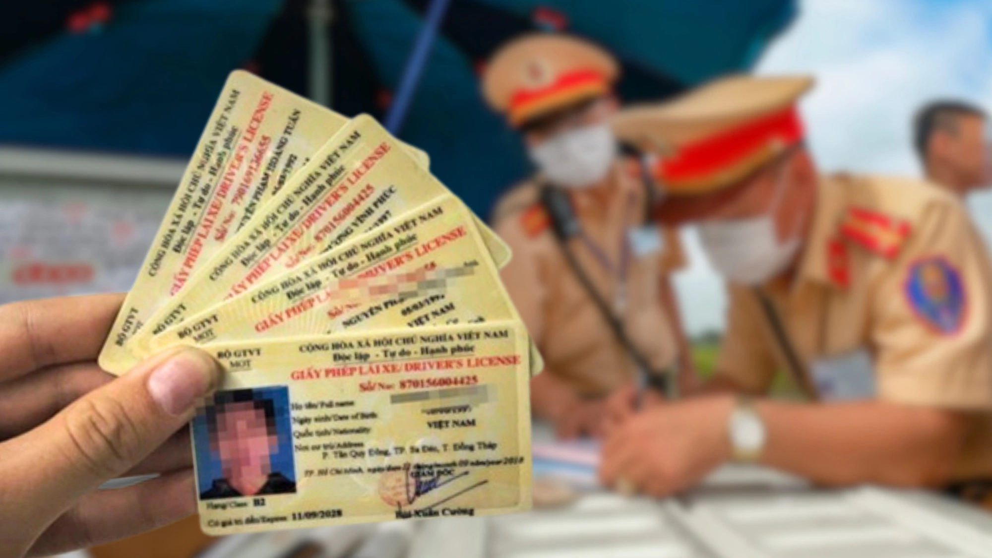 Từ ngày 1/6 tài xế xuất trình GPLX trên ứng dụng VNeID được coi là hợp lệ!