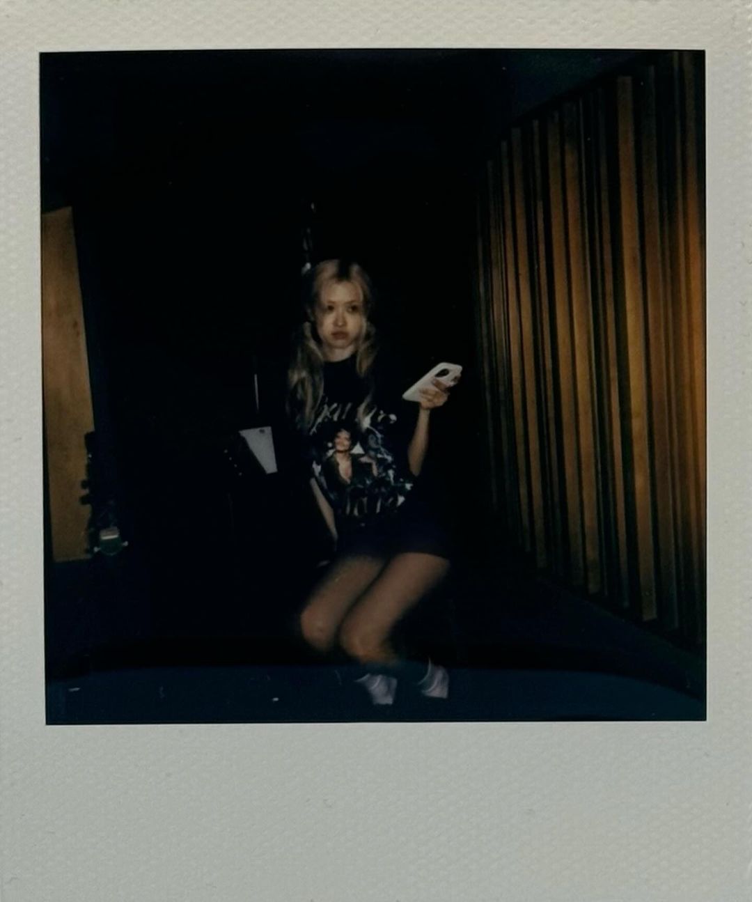 Rosé đăng tâm thư xin lỗi sau khi gia nhập “mái nhà” của Teddy