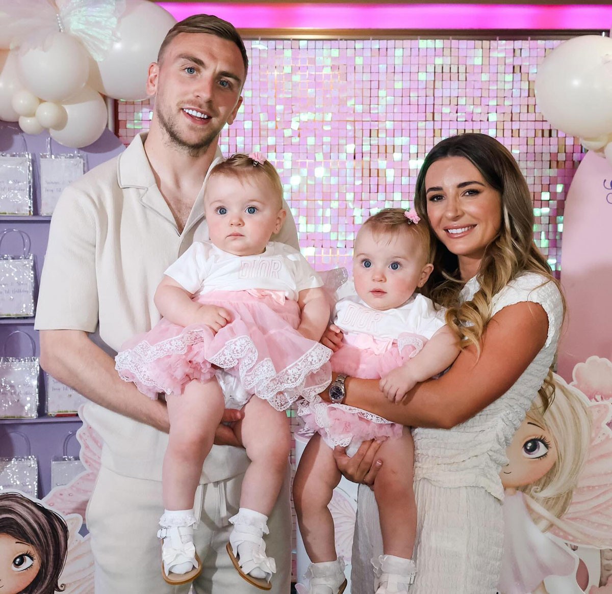 Chiêm ngưỡng nhan sắc nàng WAG quyến rũ bậc nhất ĐT Anh tại EURO 2024