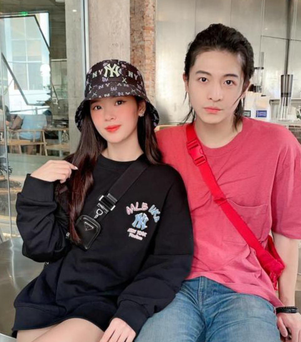 Harry Lu đang ở đâu giữa lúc Midu tổ chức đám hỏi với chồng thiếu gia?