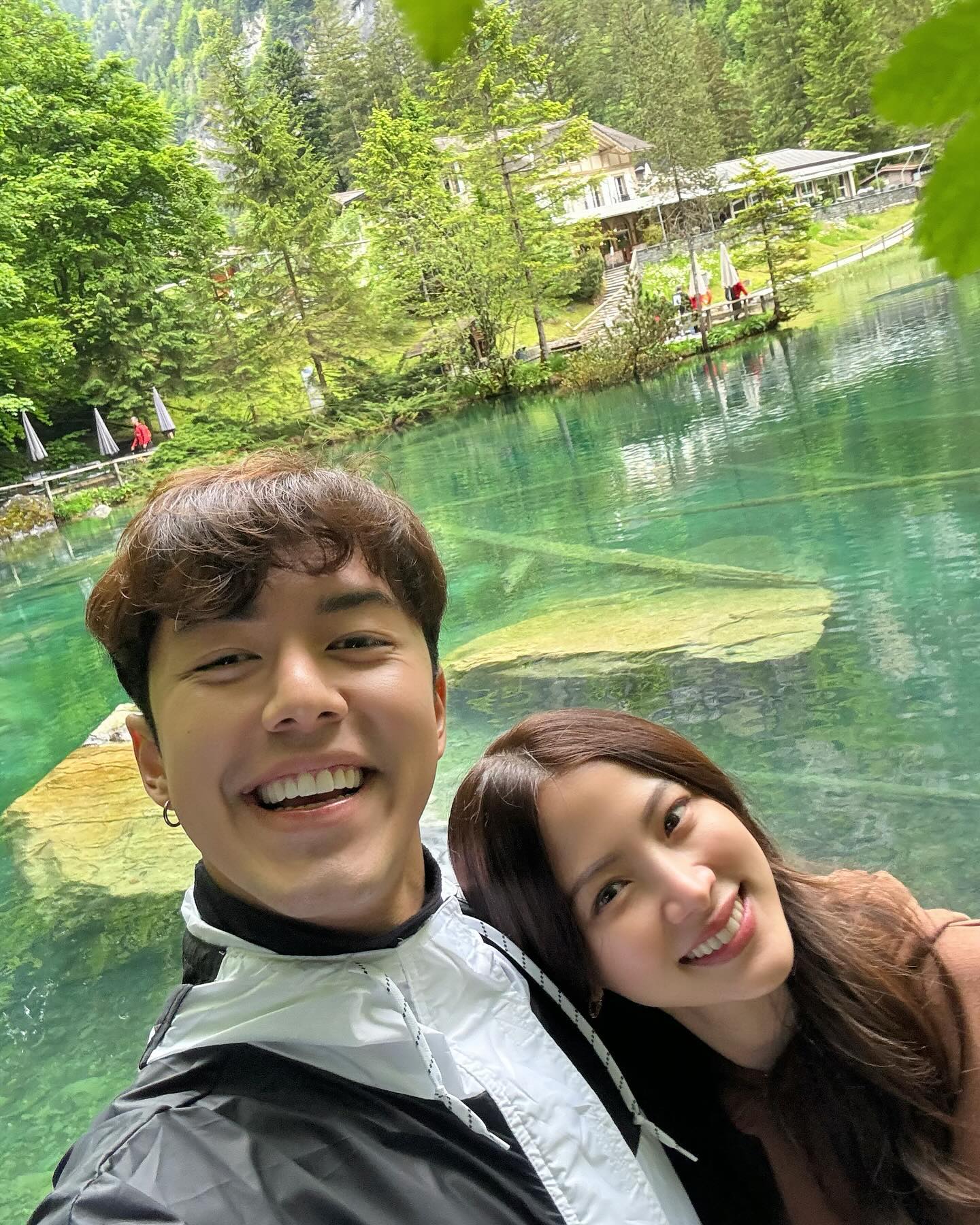 Baifern Pimchanok phản ứng ra sao trước phát ngôn của Nine Naphat về nghi vấn chia tay?