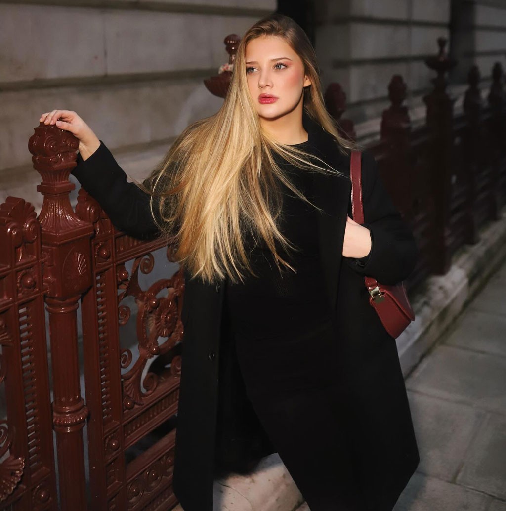 Bạn gái Gabriel Martinelli 'gây sốt' tại Copa America 2024 nhờ vẻ đẹp ...