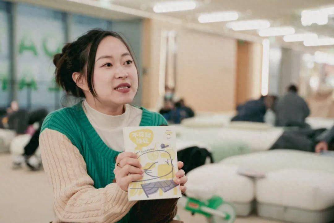 Cô gái 29 tuổi trải qua 100 ngày cuối tuần ở thành phố lớn mà không tiêu tiền