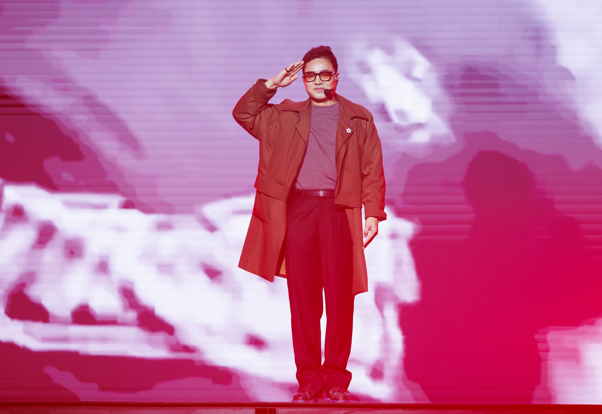 Không nhận ra danh thủ Hồng Sơn