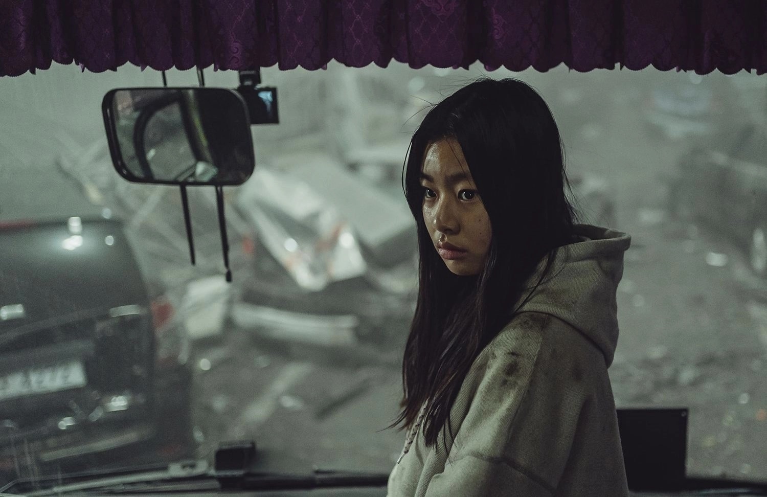 Kim Soo Ahn dậy thì xuất sắc sau 8 năm, thiếu nữ xinh đẹp đóng toàn bom tấn triệu đô