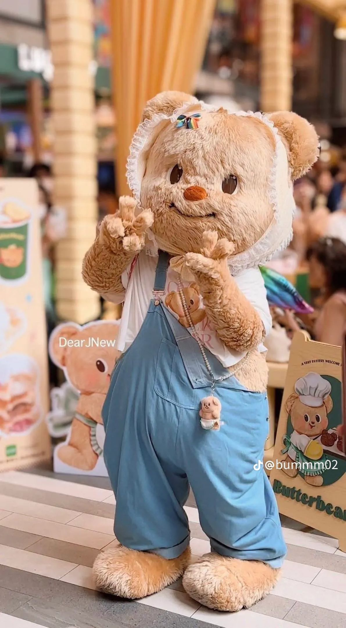 Giải mã hiện tượng Butter Bear - khi linh vật của tiệm bánh lại trở ...