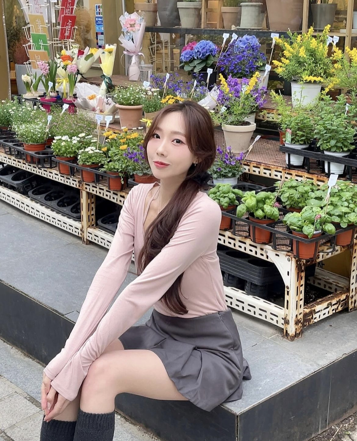 Cô gái Việt "tàng hình" trong tập 1 Đảo Thiên Đường: Nhan sắc cỡ nào mà đi ngoài đường được công ...