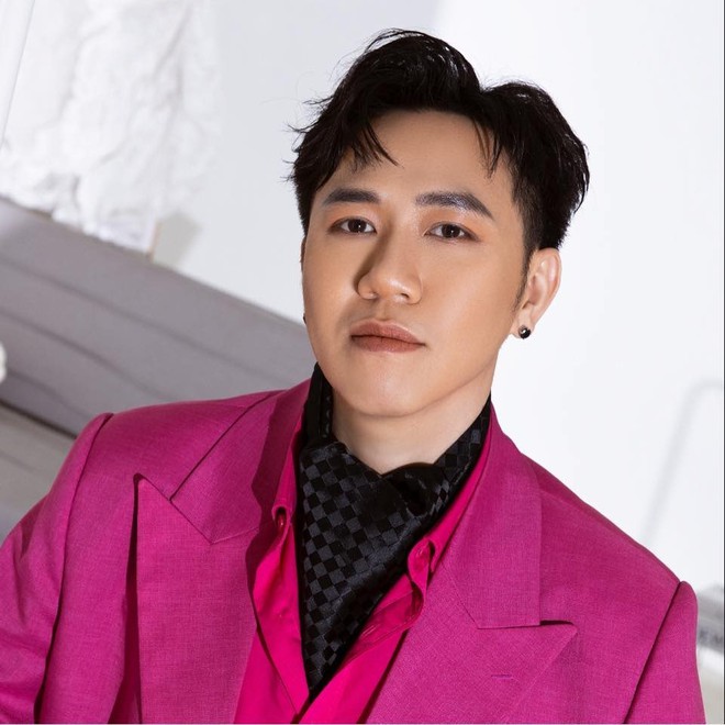 Clip Anh Đức "căng thẳng" với vợ sắp cưới