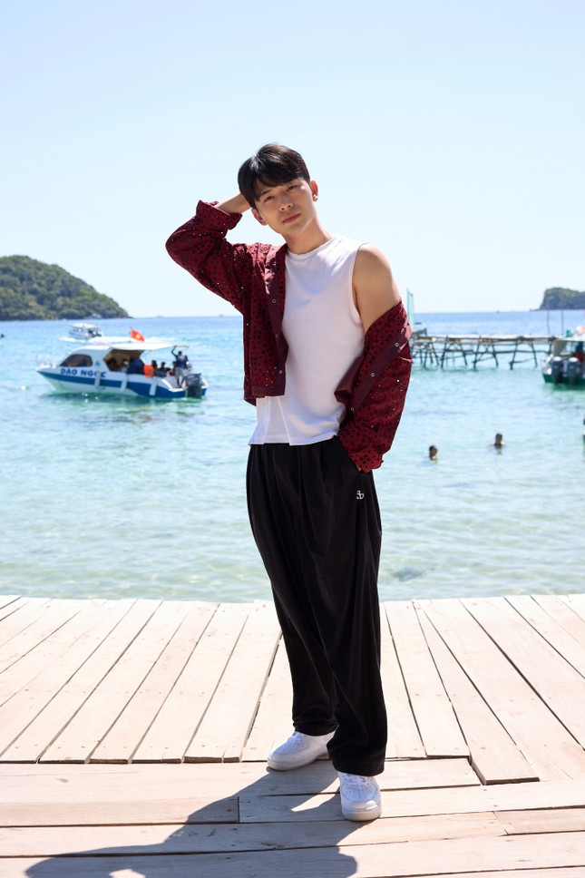 Bùi Khánh Linh tỏ tình trong show hẹn hò