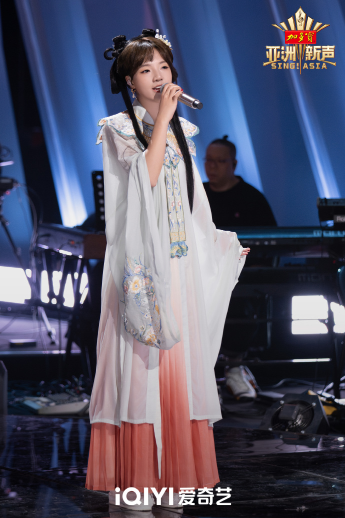 Bán kết Sing! Asia: Phương Mỹ Chi không vượt qua được đối thủ Trung Quốc