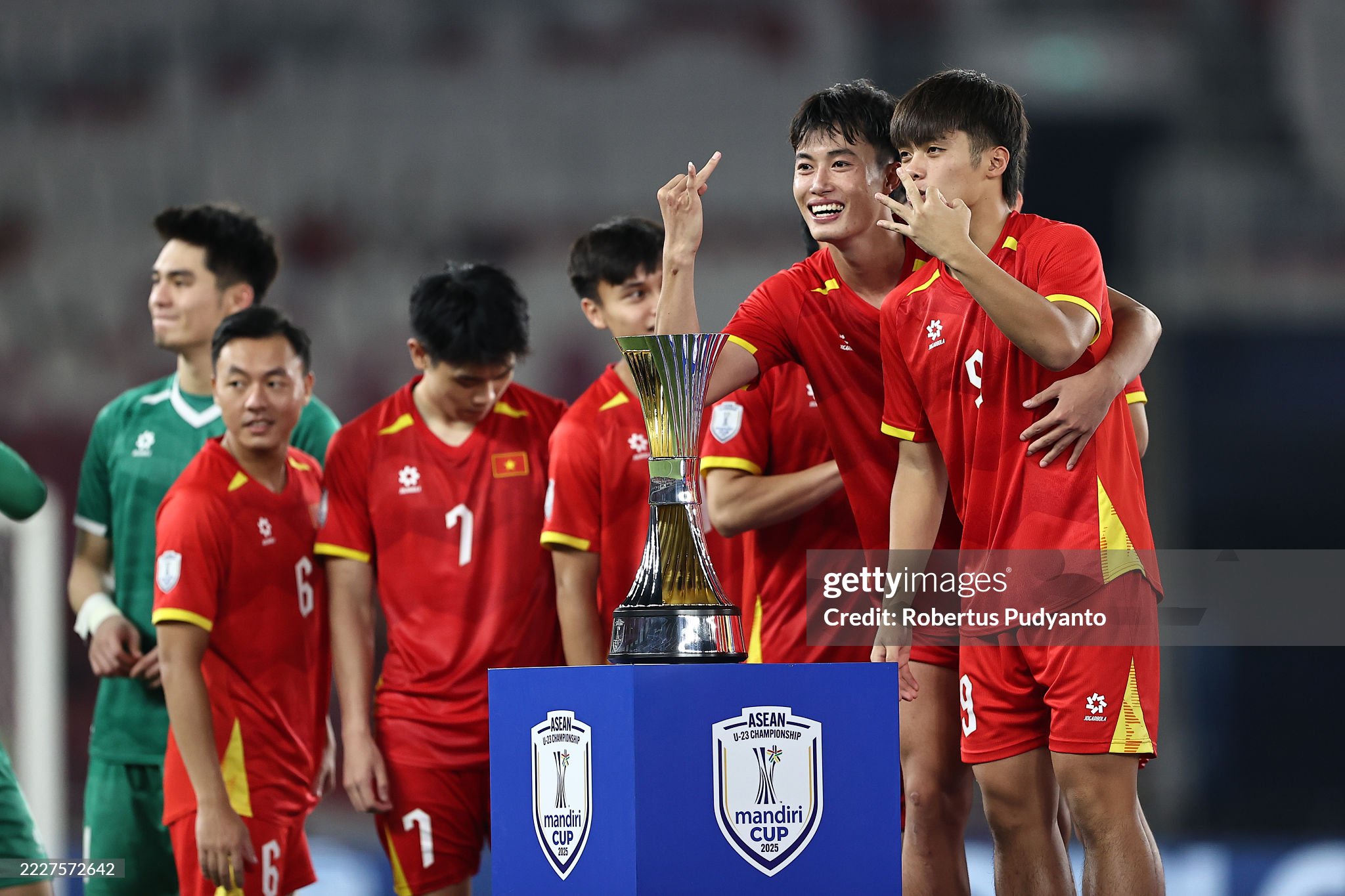 Công Phương ăn mừng bằng điệu nhảy viral thế giới của người Indonesia ...