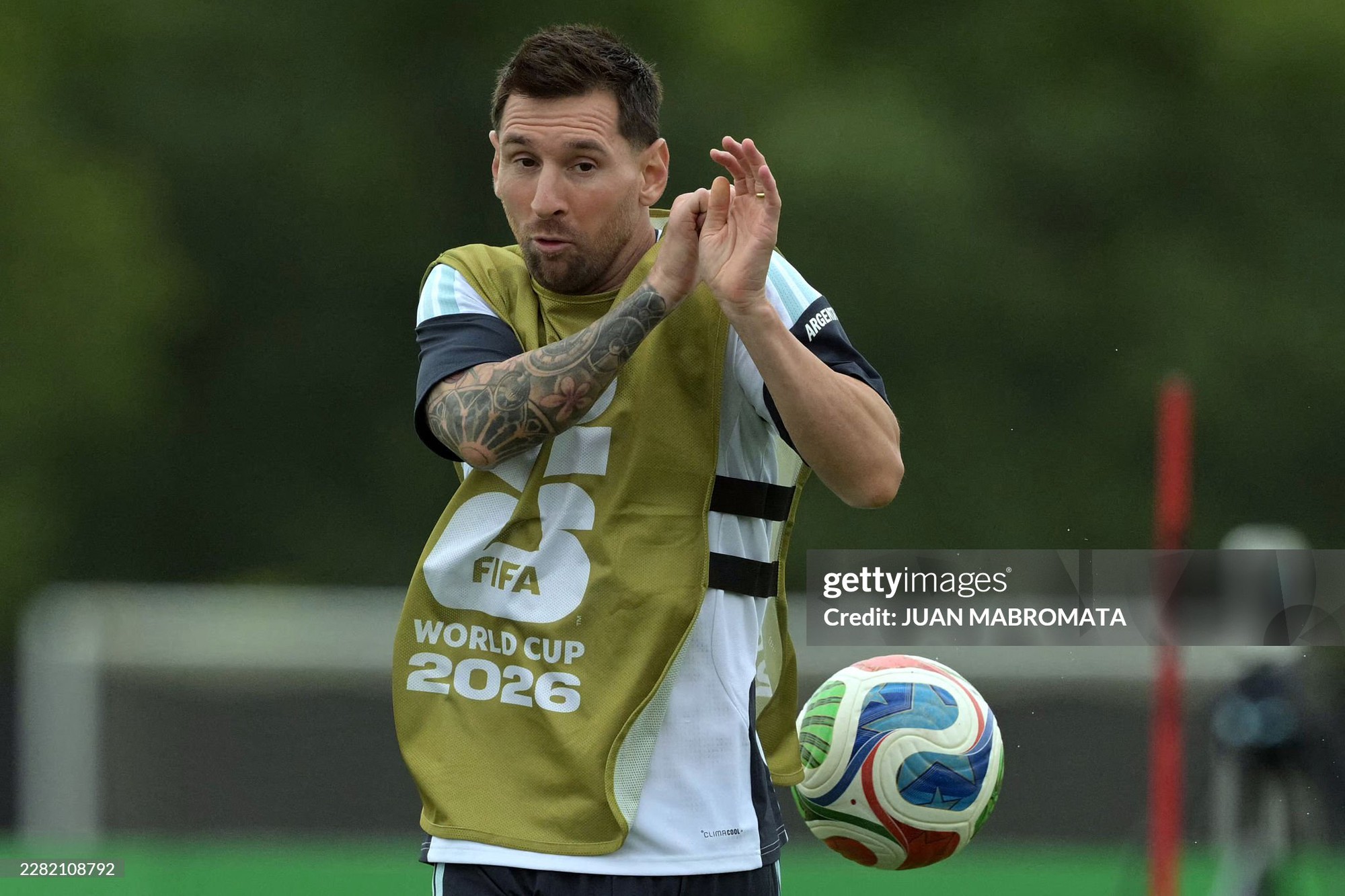 Cơn sốt Messi tại World Cup 2026: Tin đồn bố qua đời gây chấn động ...