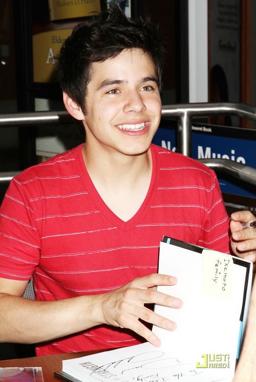 David Archuleta cho fan "leo cây"