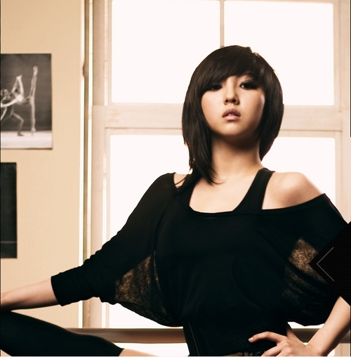 Min (miss A) bị chỉ trích vì "tội"... nhắn tin và thiếu tôn trọng người lớn