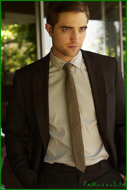 Robert Pattinson - Tỷ phú trắng tay