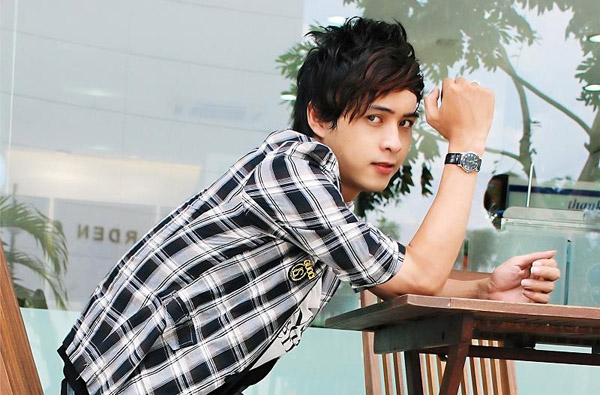 Hồ Quang Hiếu - “hiện tượng âm nhạc online không scandal”