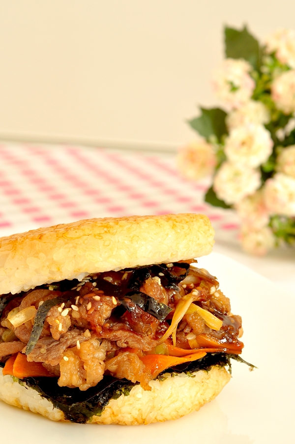 Ấn tượng rice burger của teen Sài thành