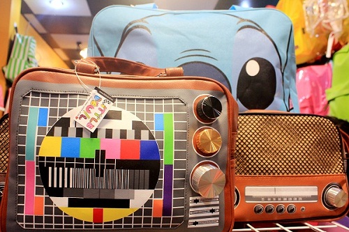 Little Devil shop - Share some colors of life