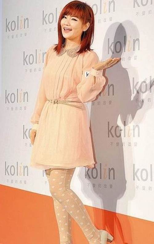 Nam tài tử Cbiz bị Lee Da Hee chê già