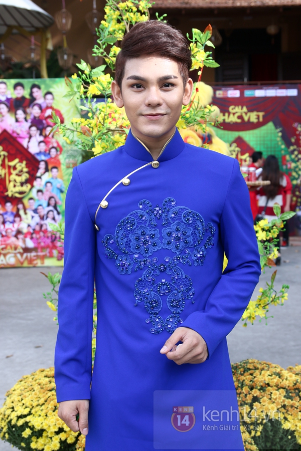 Dàn trai xinh - gái đẹp của showbiz Việt đẹp hút mắt khi diện áo dài