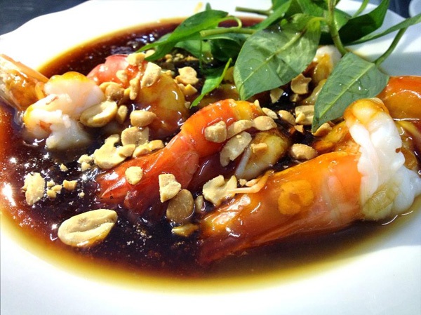 Khám phá quán tôm tép “khủng” nhất Sài Gòn