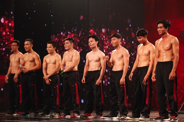 dàn trai 6 múi lại đổ bộ "VIETNAM'S GOT TALENT", dan trai 6 mui lai do ...