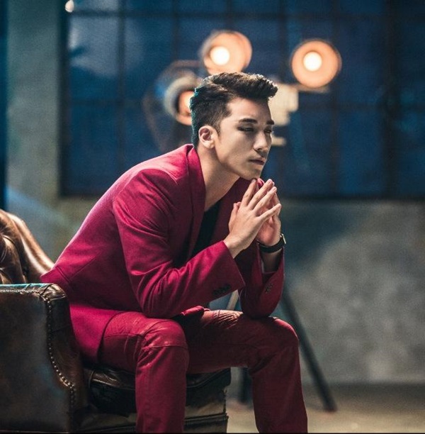 Seungri: Tôi trông rất tuyệt trong MV mới