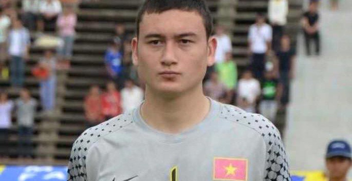 Cách đây 5 năm, Lâm Tây từng viết tâm thư tha thiết muốn được đá cho ...
