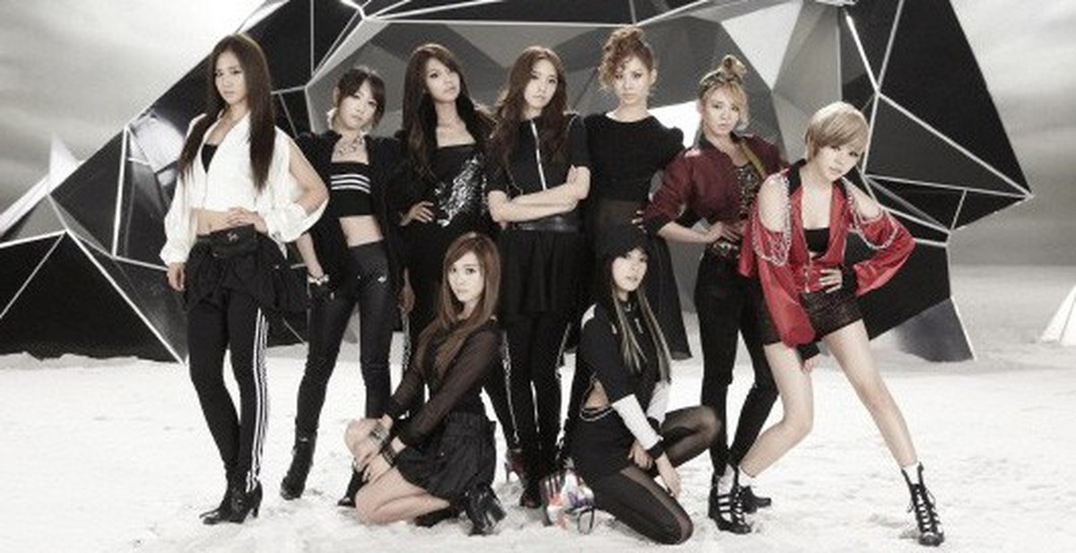 Center trong đội hình kết sân khấu của SNSD: Visual đỉnh cao như Yoona ...