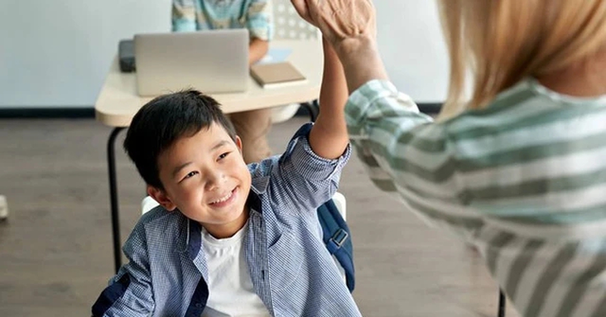 Chuyên gia Mỹ chỉ ra 4 dấu hiệu của trẻ EQ cao, nếu con bạn có đủ thì ...