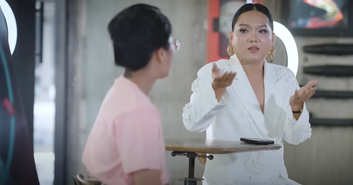 Mê cái cách Phạm Thoại kèm 1 - 1, ra dáng mentor truyền lại kinh nghiệm ...
