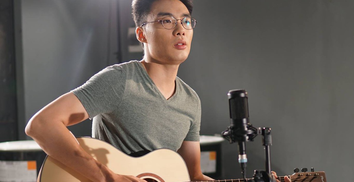 Minh Mon Guitar là ai?