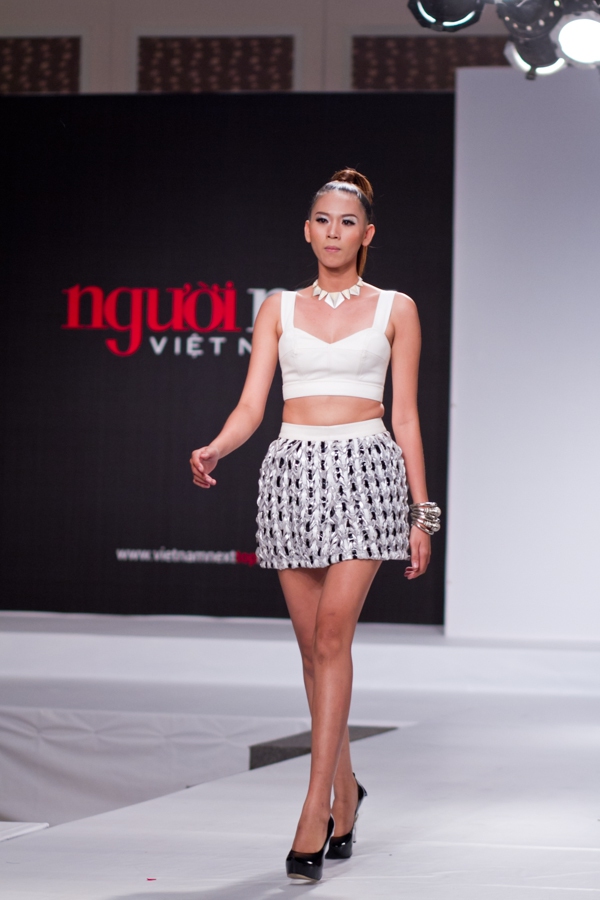 Vietnam's Next Top Model công bố 16 thí sinh của mùa giải thứ 5