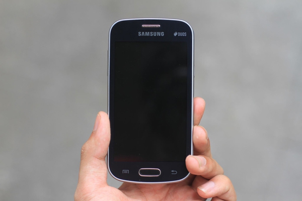Trên tay Samsung Galaxy Trend Lite - Smartphone tầm giá hấp dẫn giới trẻ