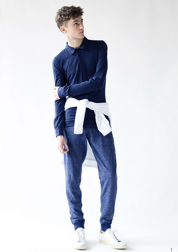 Thầy giáo tiếng Anh điển trai "nổi bần bật" trên sàn diễn thời trang