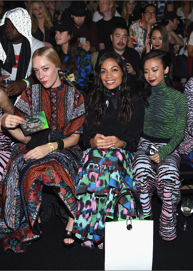Show H&M x Kenzo tại New York: Suboi diện thiết kế mới nhất, ngồi hàng ...