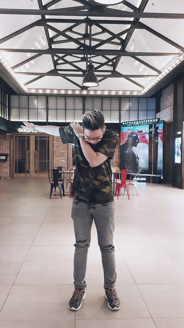 Giải mã kiểu pose hình cực cool đang hot trên Instagram những ngày gần đây