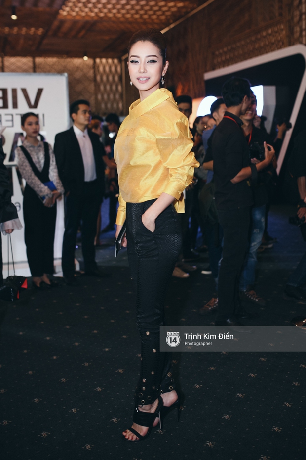 Thu Thảo, Phạm Hương, Ngọc Trinh khiến thảm đỏ VIFW hot tưng bừng