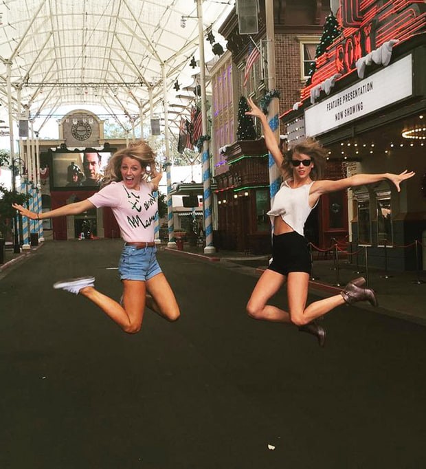 Tài tử "Deadpool" chào đón đứa con thứ hai cùng bà xã xinh đẹp