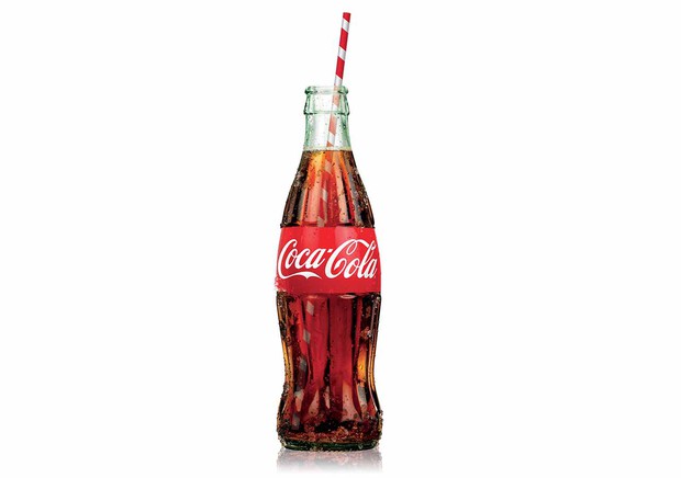 Bất ngờ với nguồn gốc thiết kế chai Coca-Cola huyền thoại