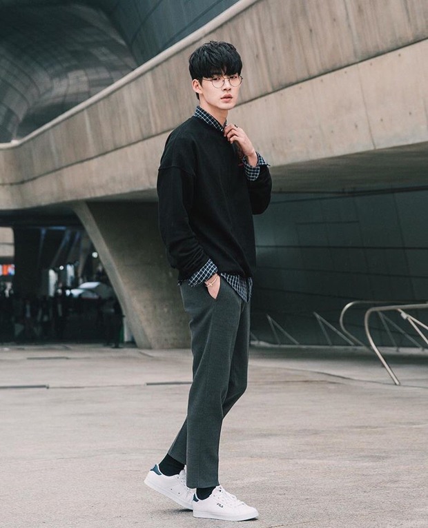 Park Chan Kyu - Chàng hotboy Hàn Quốc trong MV mới của Min là ai?