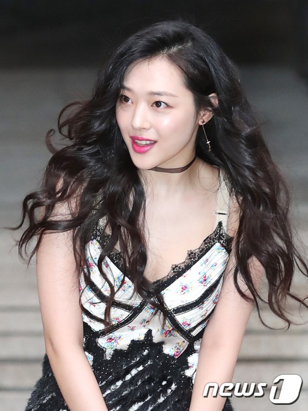 Sau "Real", Sulli đã lên đời nhan sắc và nâng tầm phong thái nữ thần ...