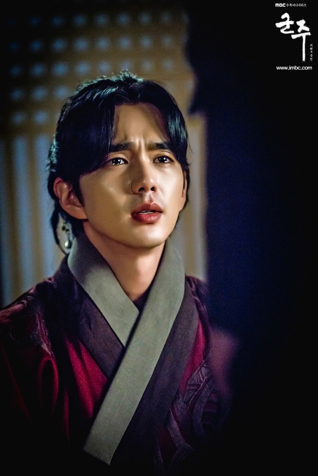 "Quân Chủ" Lee Sun cũng có những phút giây yếu đuối không ngờ!