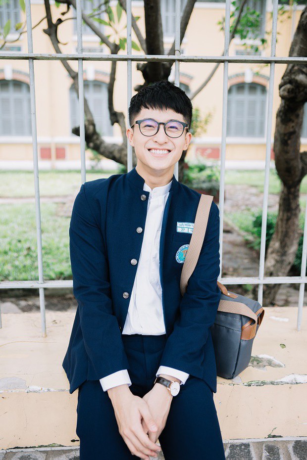 Harry Lu sở hữu vẻ ngoài nam thần "nhìn là mê" trước khi gặp tai nạn