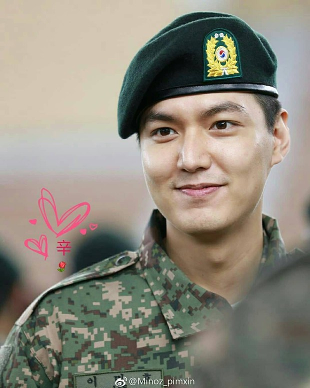 Lee Min Ho tăng cân nhưng vẫn điển trai với mặt mộc khi ở trong quân ngũ